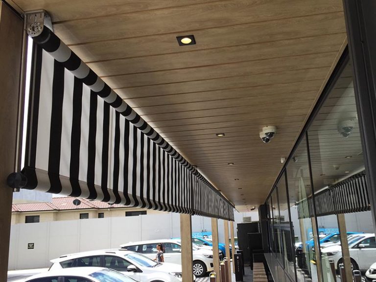 Straight Drop Awnings Sydney | Aalta Australia retractable roof outdoor ...